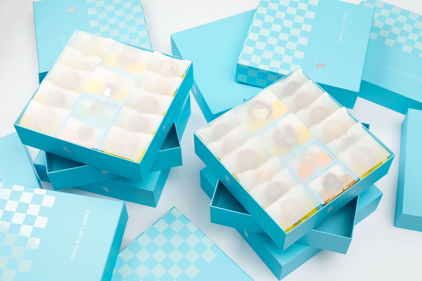 Light Up . Blue – Packaging Of The World