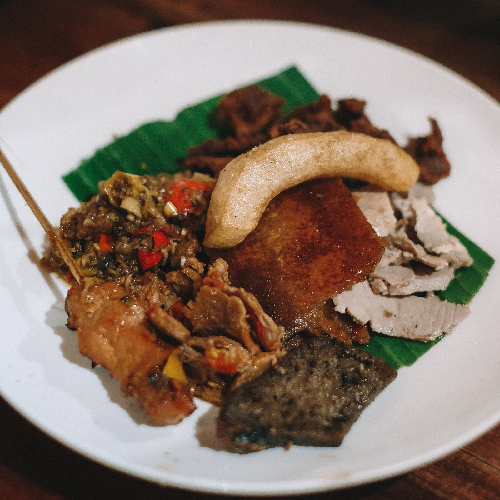 ULTIMATE GUIDE BABI GULING BALI - foodandfeast