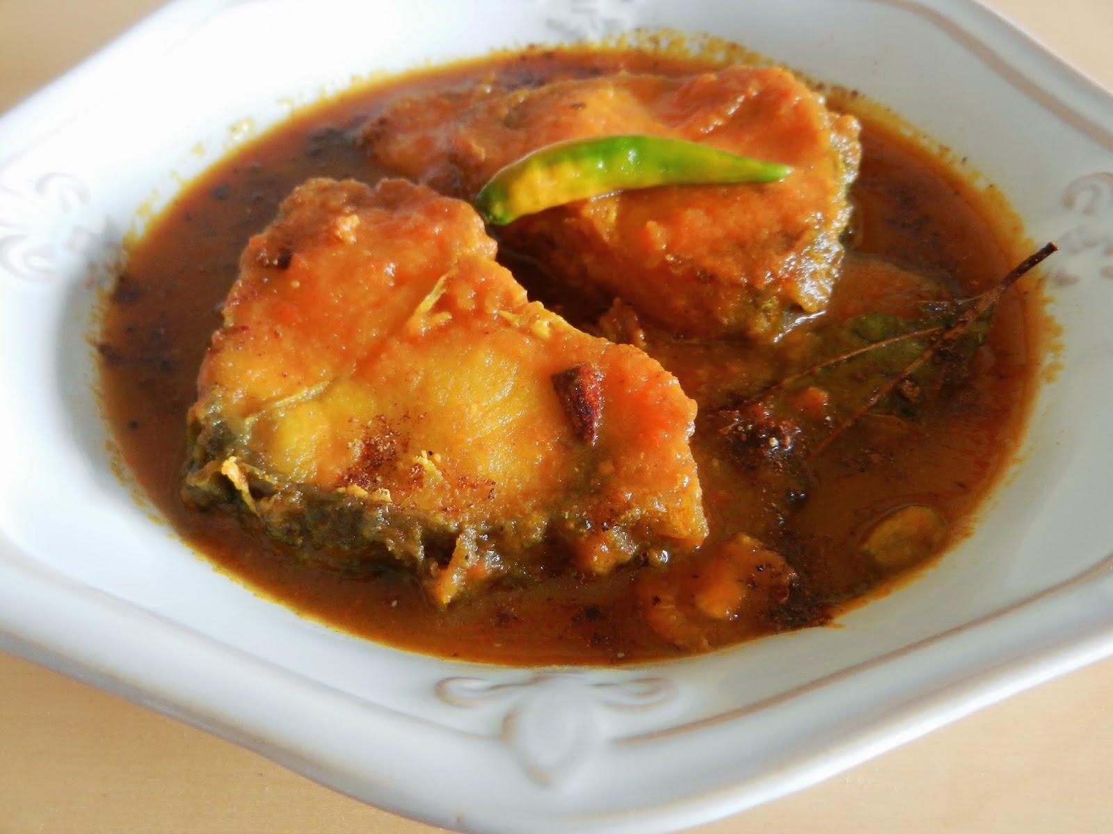 My Numberless Dreams: Easiest ever Bengali machher jhol (fish curry ...