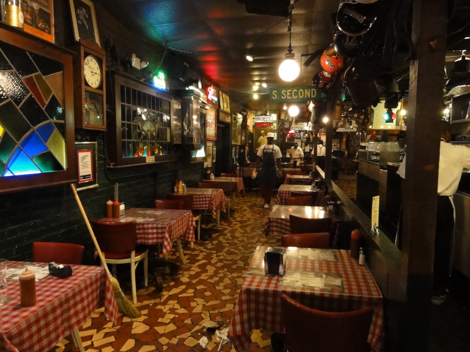 BBQ Across America: Charles Vergo's Rendezvous BBQ