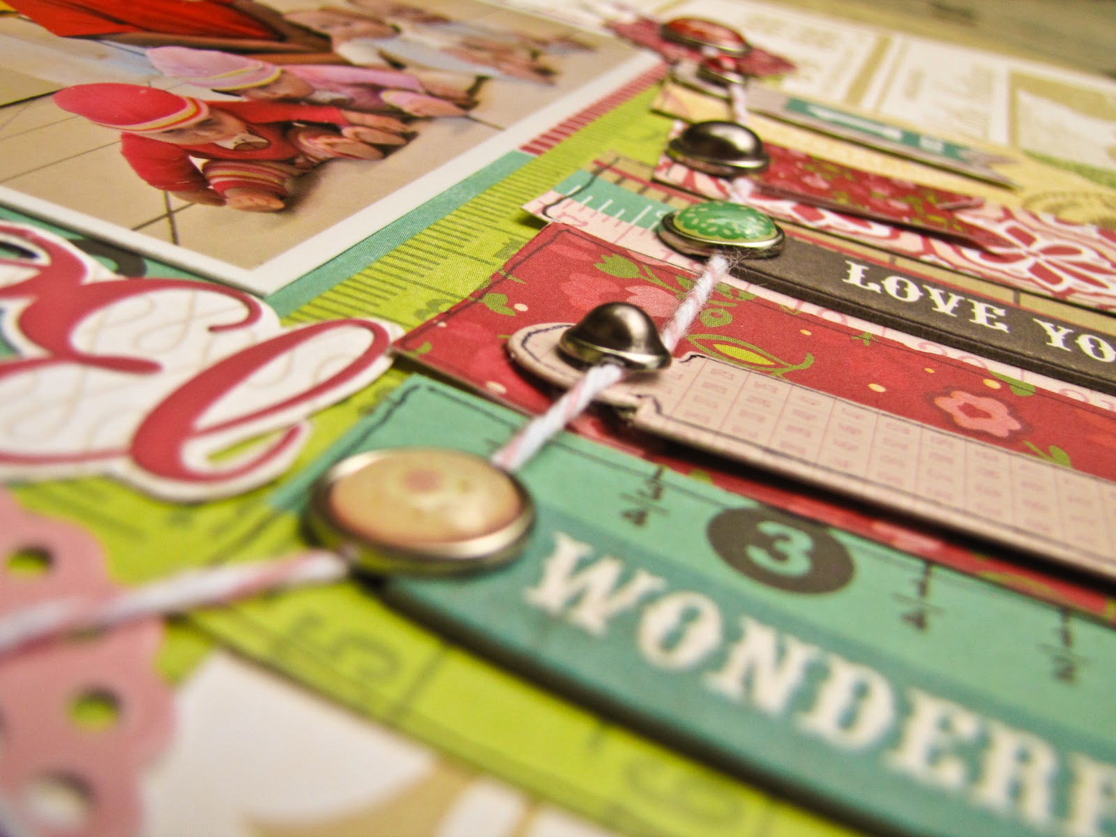 SCRAPPING NOMAD: Pretty girly layouts