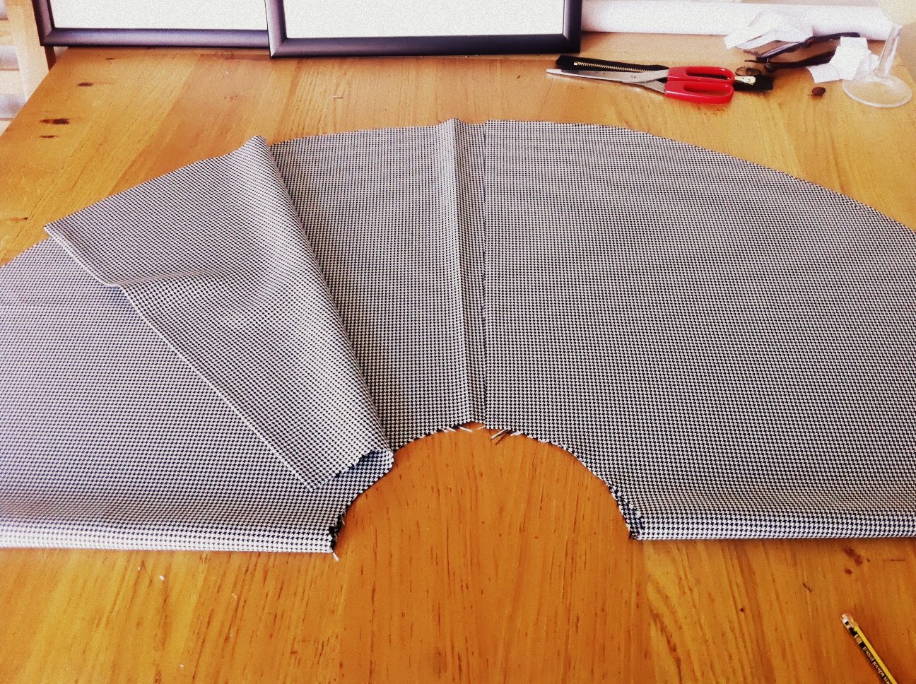 schwurlie: Tutorial: Pinafore w/ adjustable straps