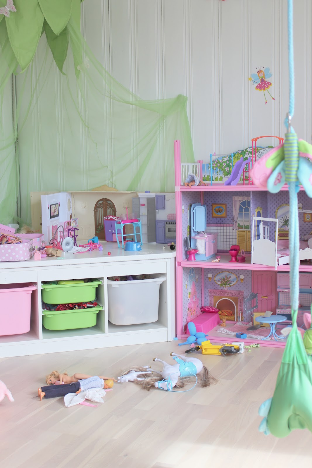 H j e m m e K o s: Kjellerstue og lekerom