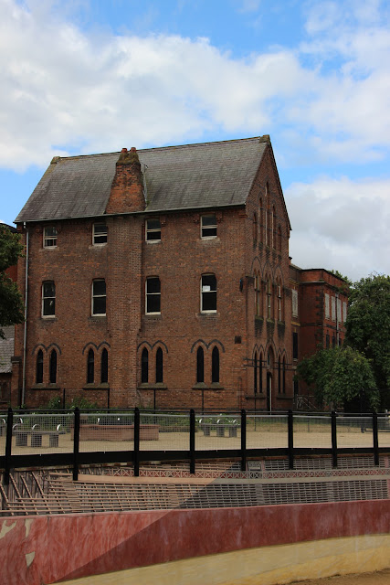 Around Chester: Dee House