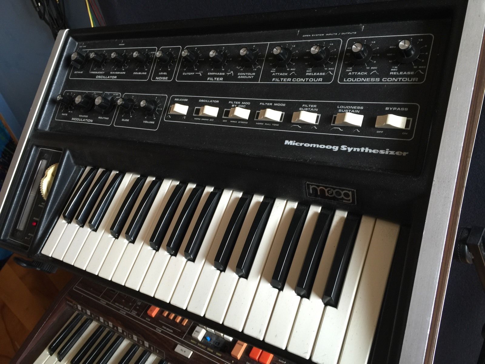 MATRIXSYNTH: Vintage Moog Micromoog SN 3020