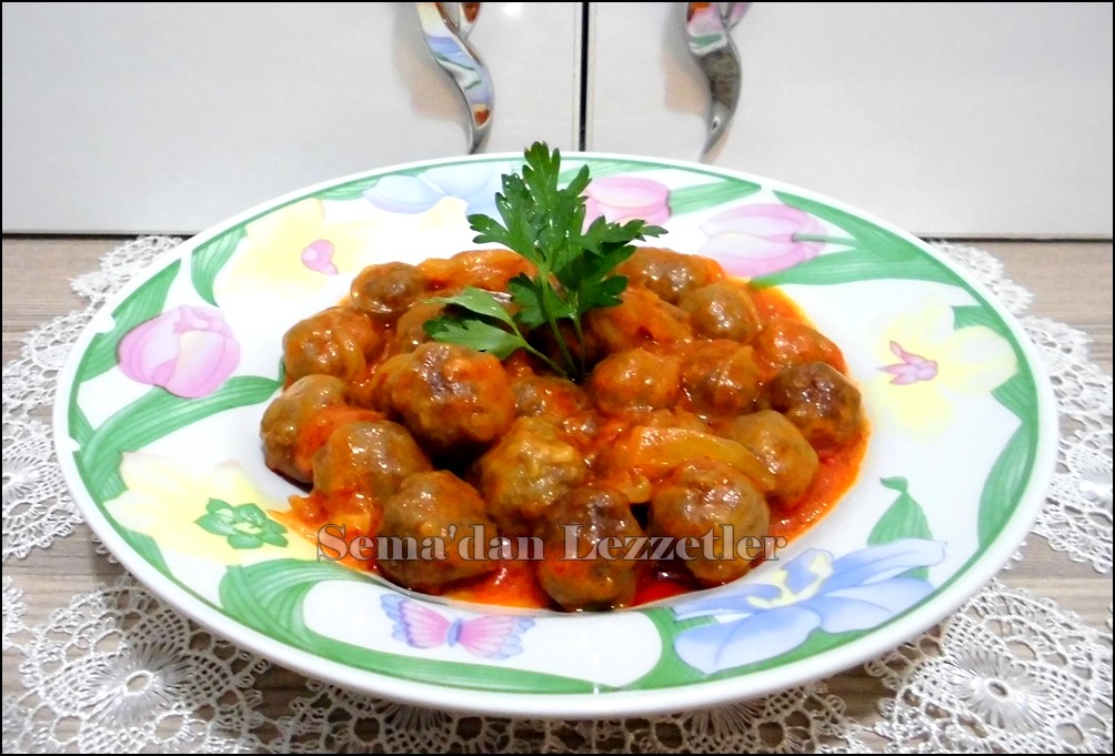 Semadan Lezzetler: Salçalı misket köfte