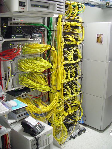 Macam macam port di jaringan ~ Cyber ilmu SMK MINTHUL