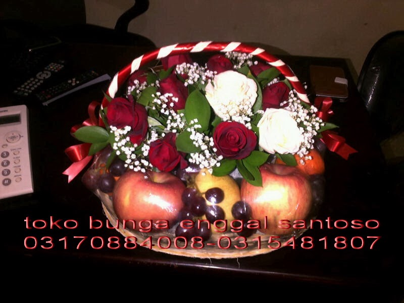 rangkaian bunga dan buah ( parcel bunga dan buah ) | E'S Florist Malang