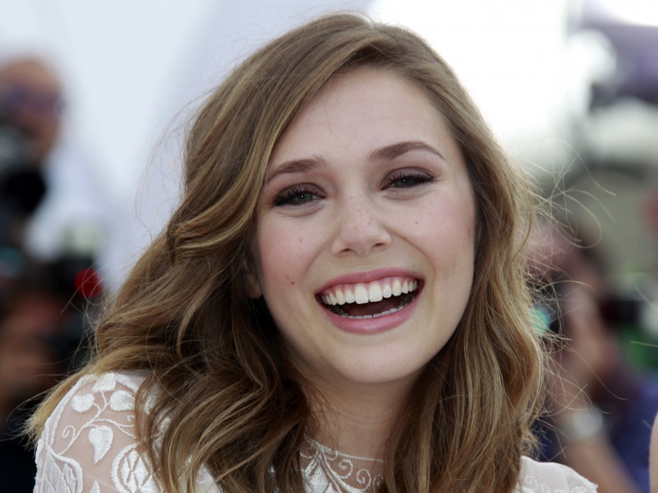 Hollywood All Stars: Elizabeth Olsen Profile/Photo/Picture