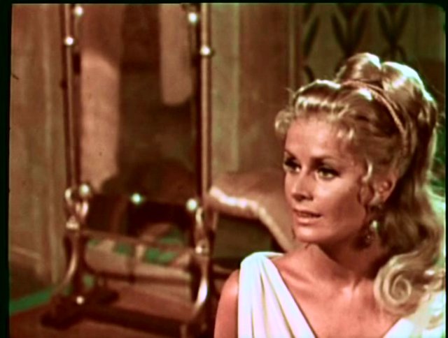 Shameless Pile of Stuff: Movie Review: Hercules and the Princess of Troy