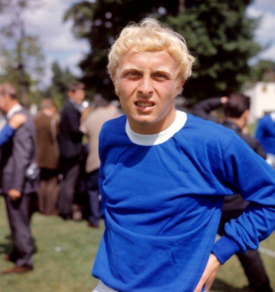 Tom, Ayatollah og onkel Alan, en historie om fotball i blondt perspektiv