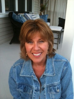 LaurieAnna's Vintage Home: Featured Farmhouse, November 2011- Farmhouse ...