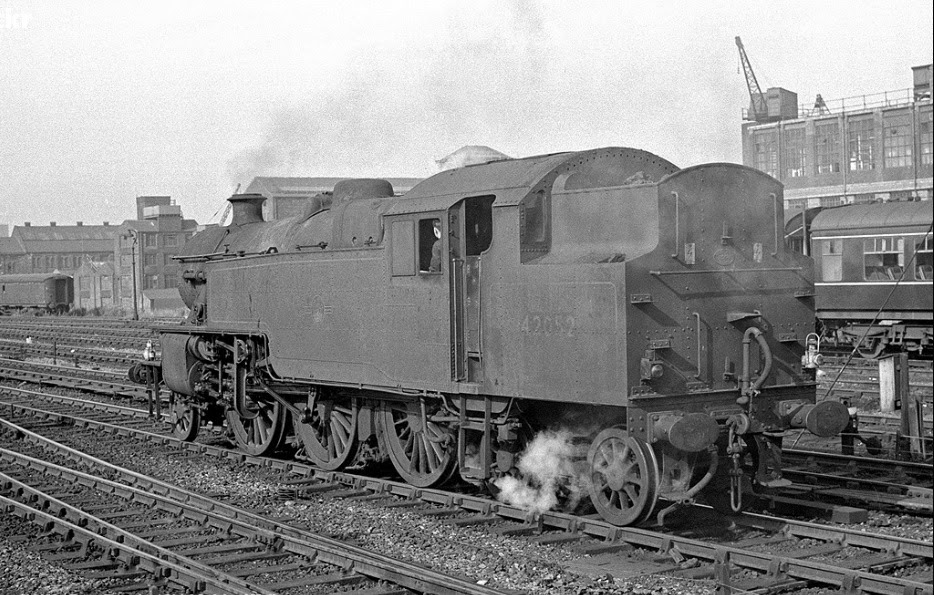 Steam Memories: Bradford Exchange Sidings and the Fairburn Tanks
