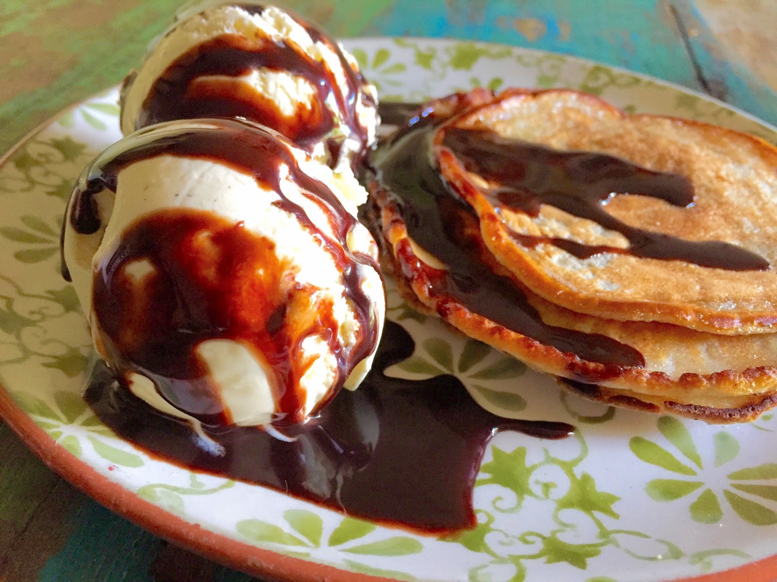 Das Auge isst mit!: 7. August 2016: Kotelette mit Bohnensalat, Pancakes ...