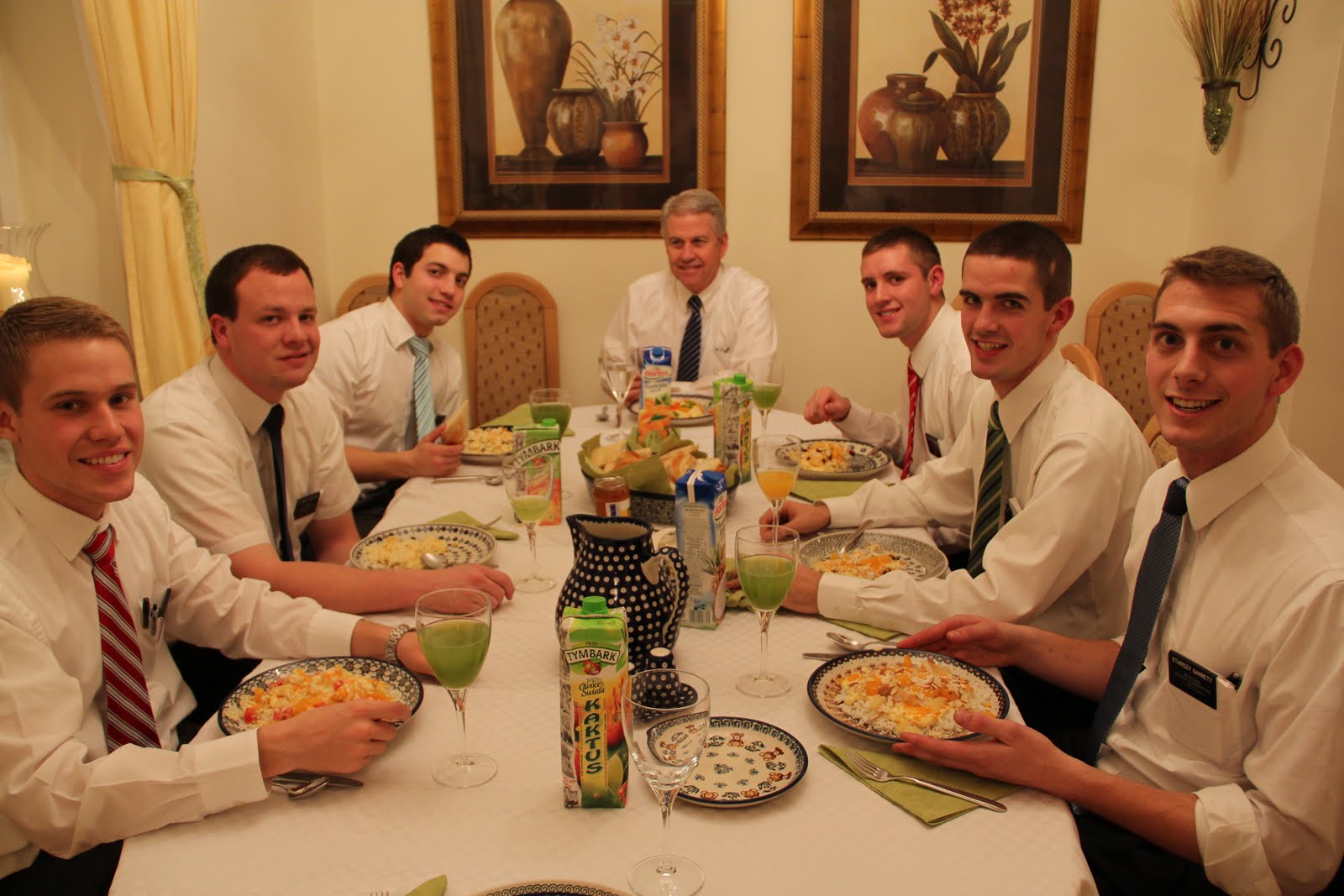 Nielson Poland Warsaw Mission Blog: Some great missionaries return home ...