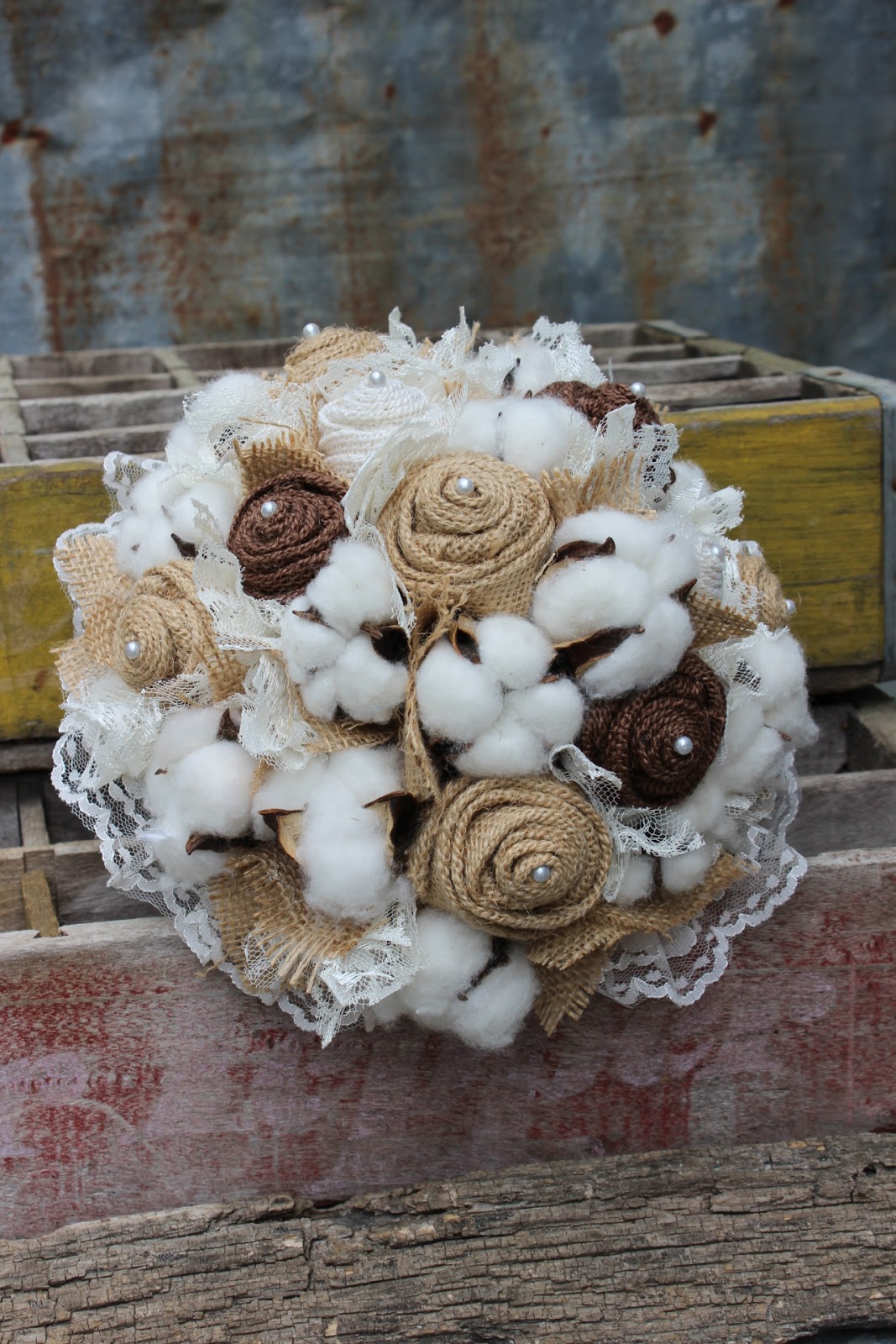 GypsyFarmGirl: Rustic Burlap Wedding Bouquets