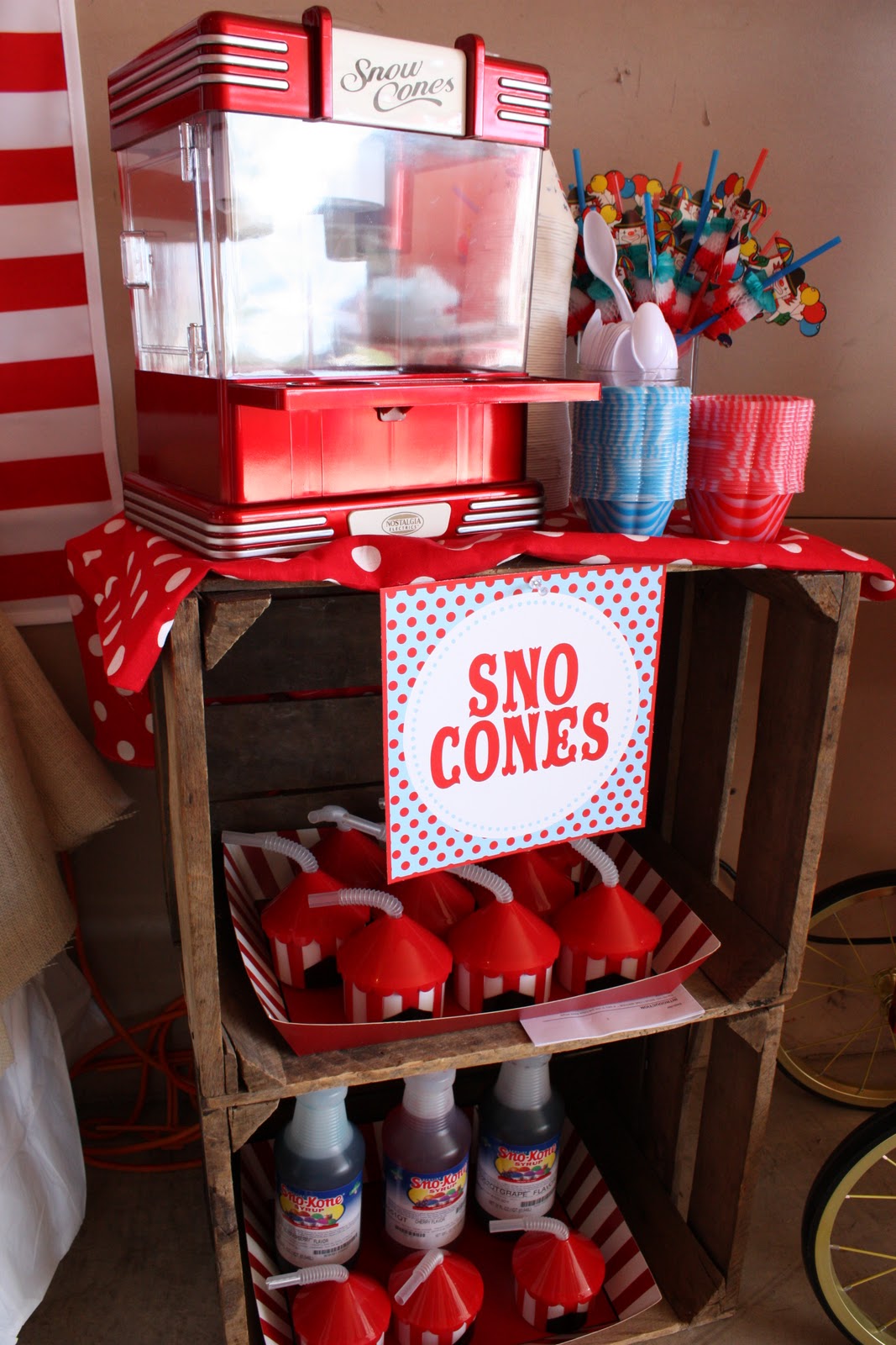 Buckets of Grace: Carnival Party Part V - Food, Carnival Style