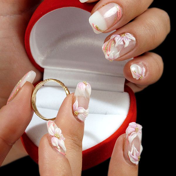 Nail art: French wedding nails