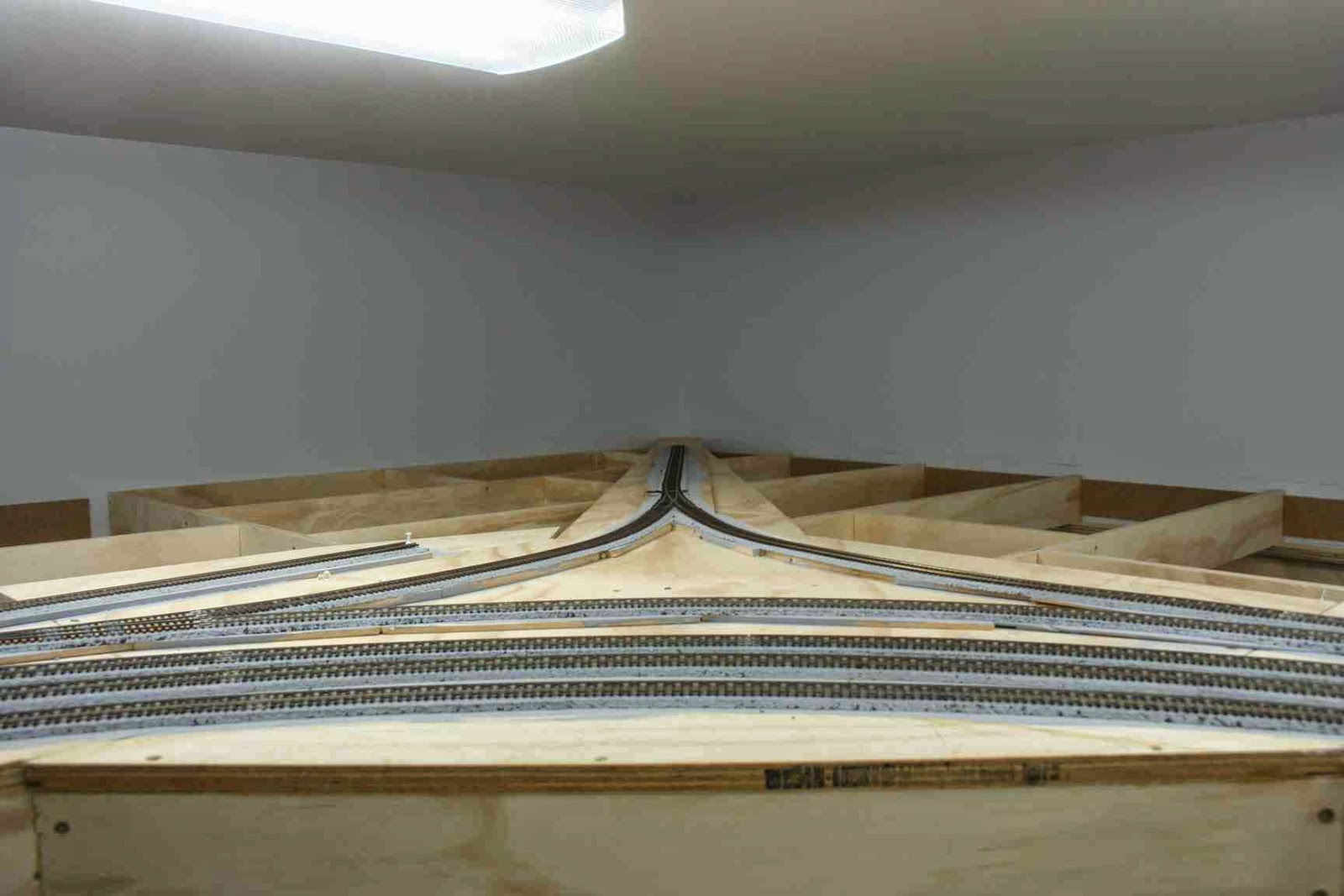 Southern Pacific Cascade Line: CASCADE SUMMIT TRACK LAID