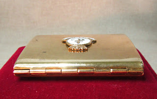 H.M.A.S SYDNEY SWEETHEART STRATTON COMPACT