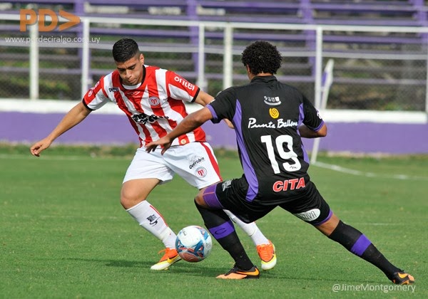 Fútbol Mundial Kits - Uruguay: Defensor Sporting - 2013 (third)