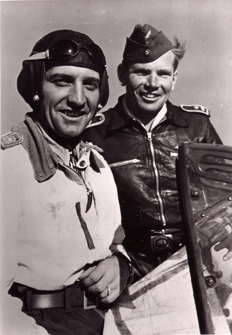 NAZI JERMAN: Foto Hans-Ulrich Rudel