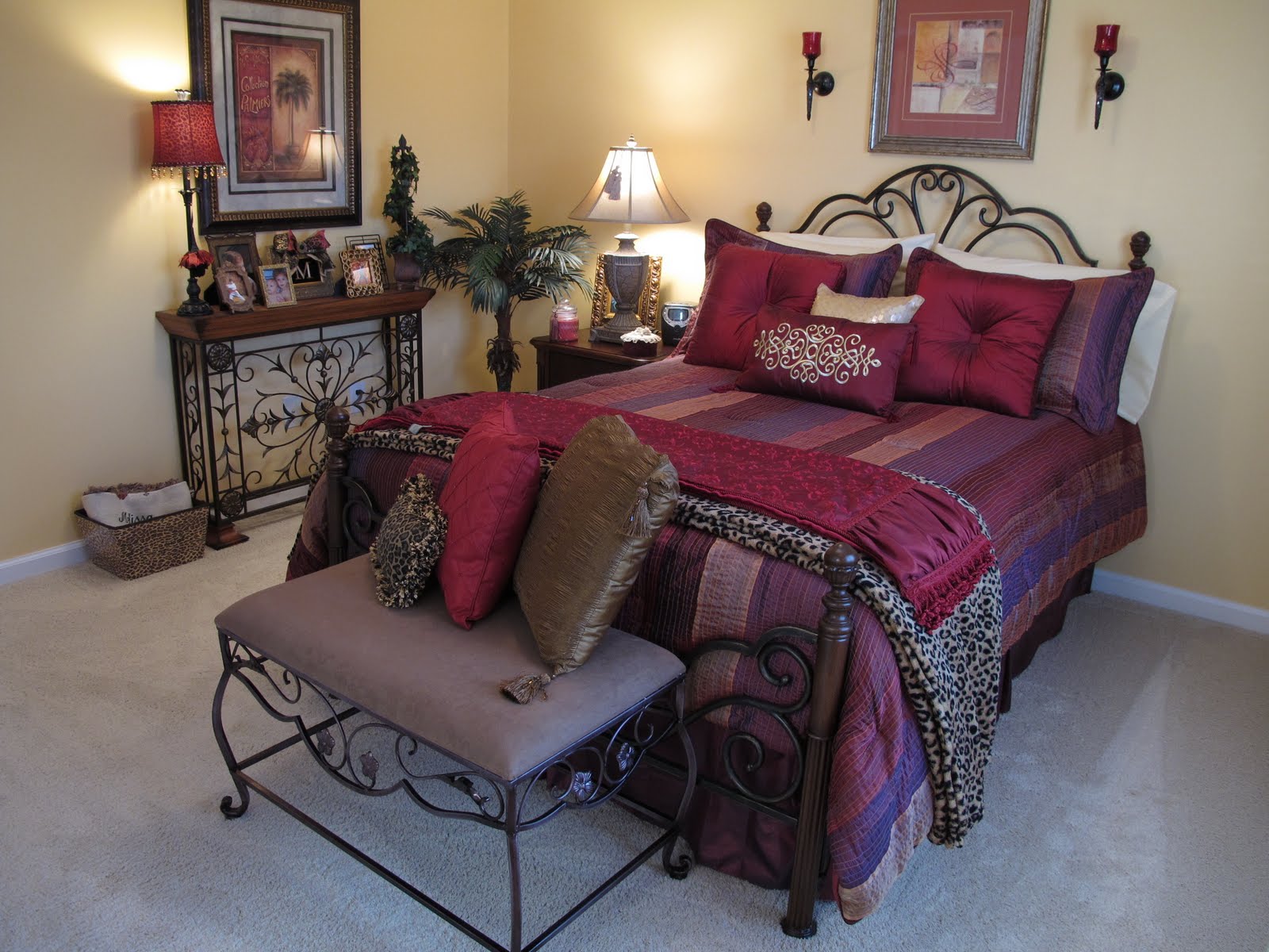 Homez Deco - Kreative Homez: KUPAMBA KITANDA KWA KUTUMIA MITO.......