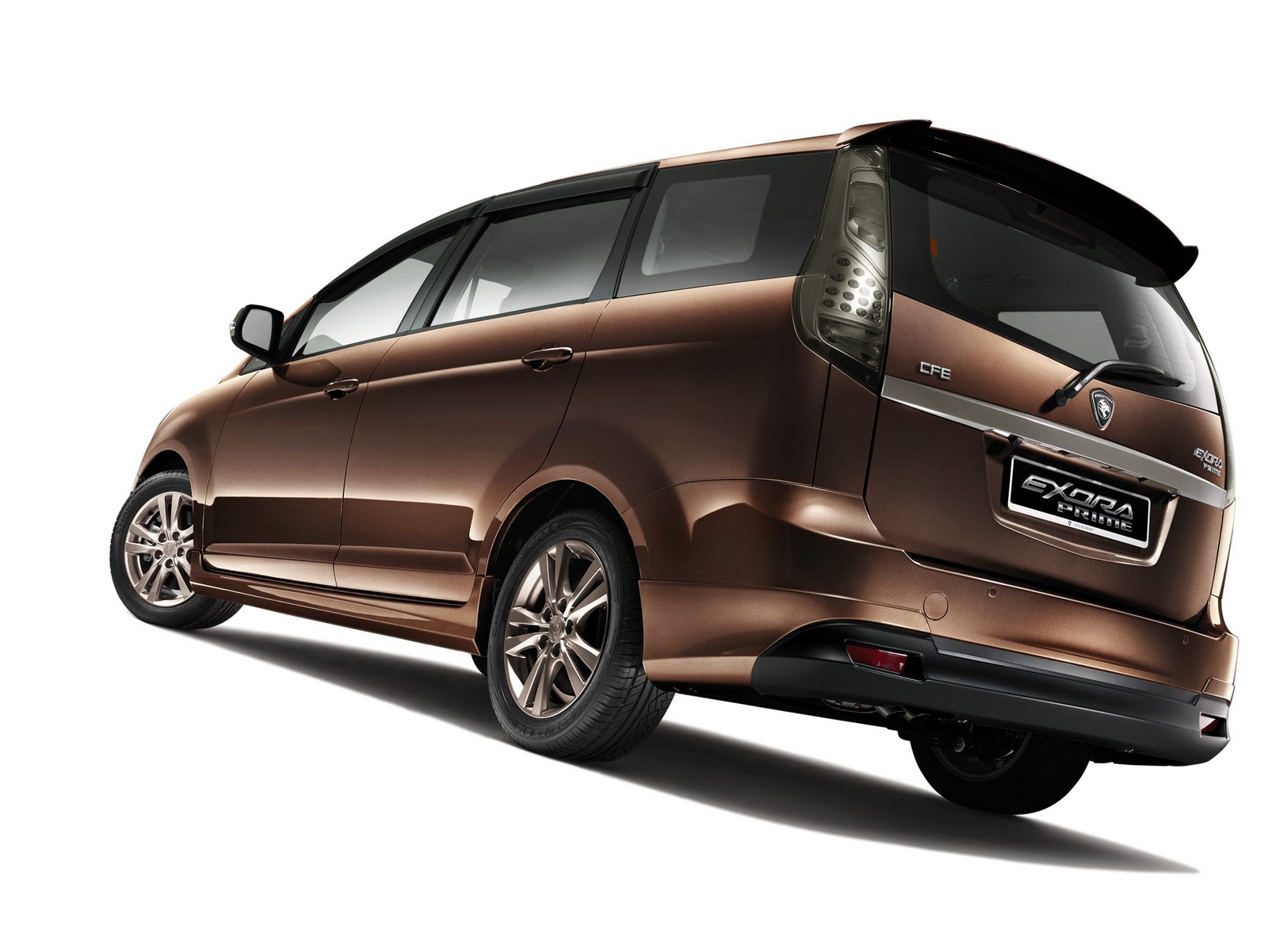 pmLuqman: Gambar studio Proton Exora Bold Dan Prime