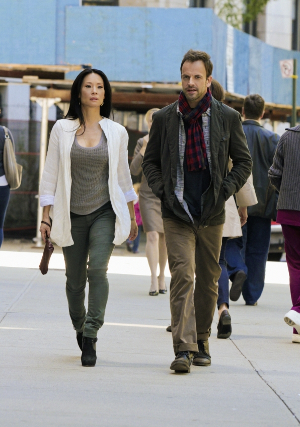 TV Review: Elementary Episode # 2 - "While You Were Sleeping ...