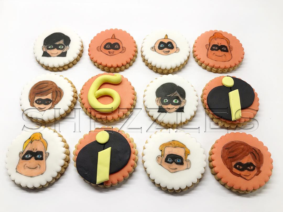 SHEZZLES | Cakes and Pastries: The Incredibles Cookies
