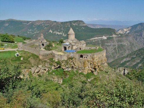 EXPLORE THE WORLD: Beautiful Goris; Image Gallery