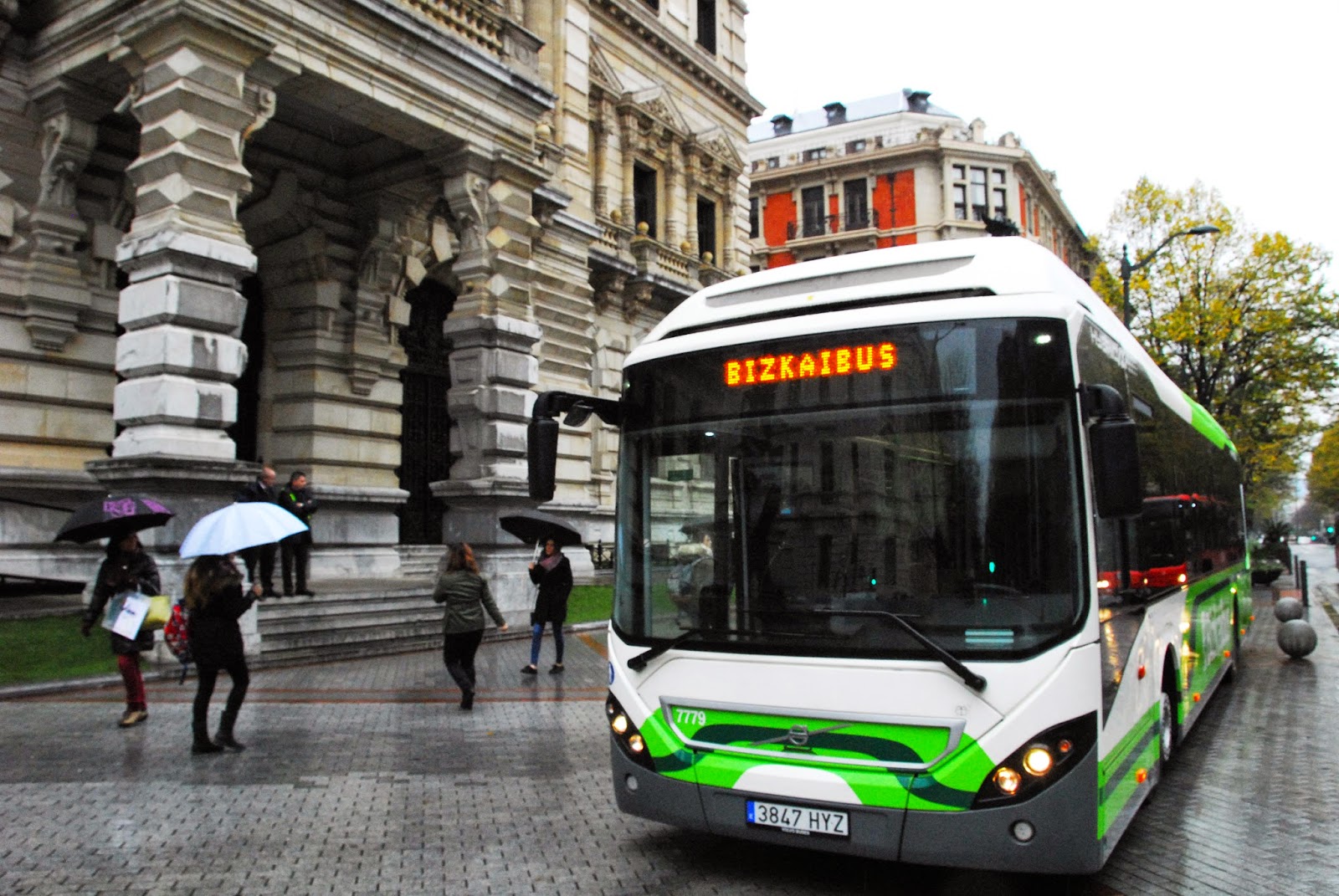 Bizkaia INN: Transportes en Bizkaia - Transport in Bizkaia