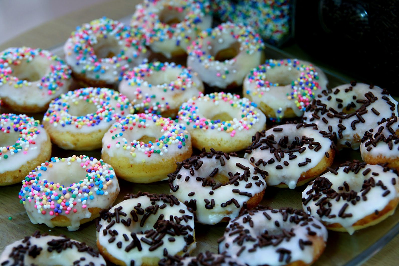 Baby I Love Your Way: Baked Mini Donuts