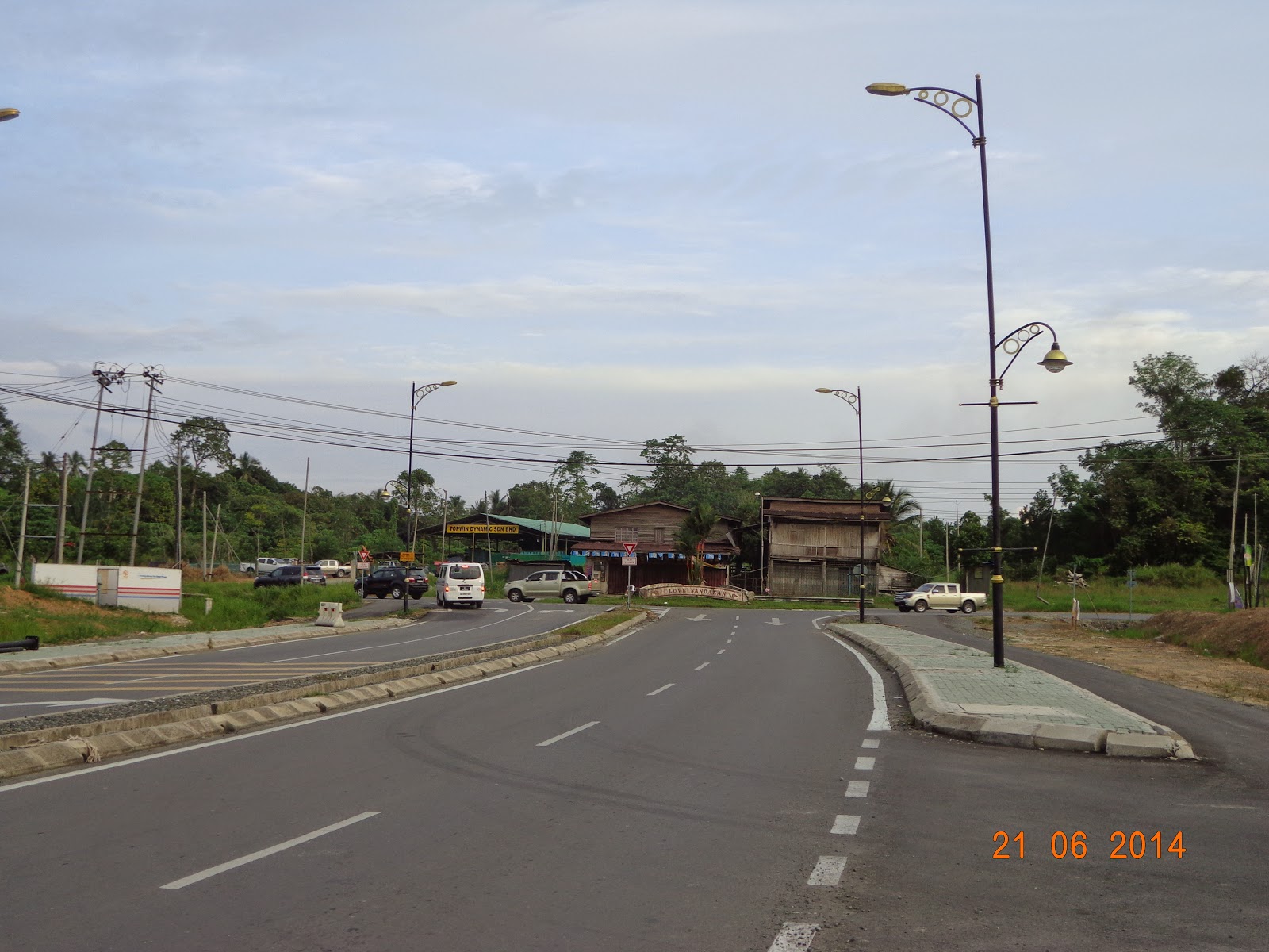 JALAN SUNGAI BATANG, BATU 10, SANDAKAN (BAHAGIAN 1/2)
