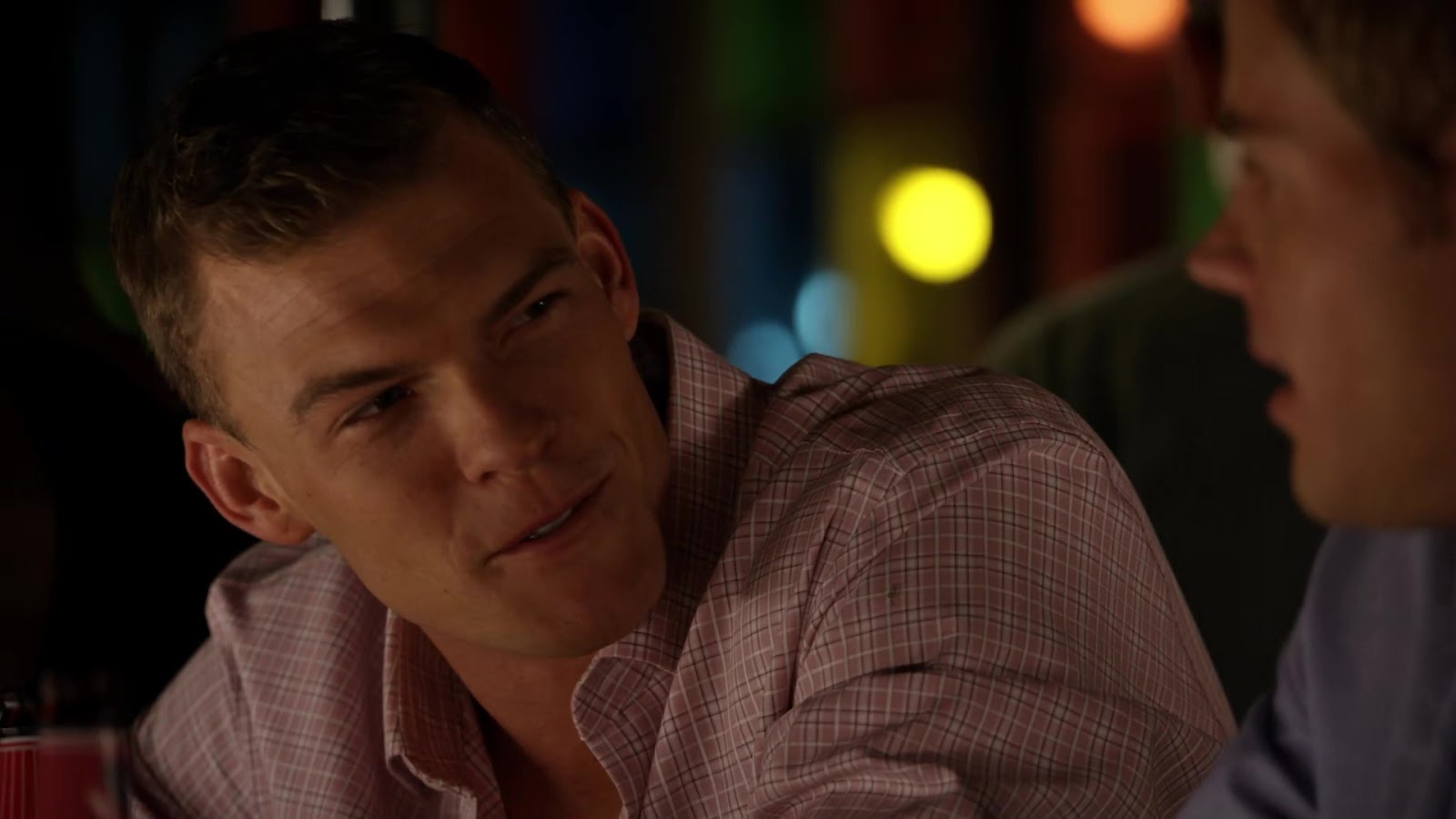 ausCAPS: Trevor Donovan and Alan Ritchson shirtless and kiss in 90210 3 ...