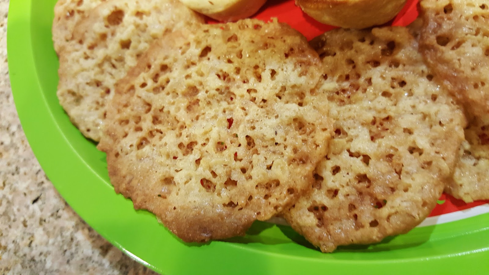 cookin' up north: Lace Cookies