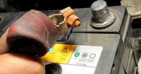 Cara memasang klem aki yang baik dan benar - Teknik Otomotif