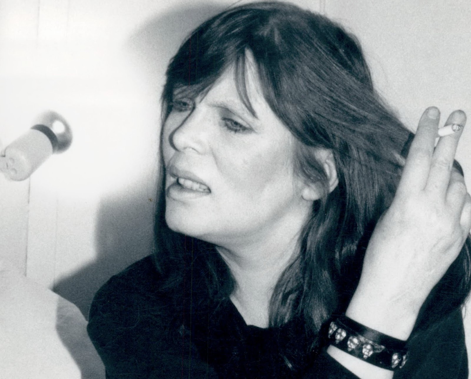 Caso abierto: Nico + The Faction - "Camera Obscura" (1985)