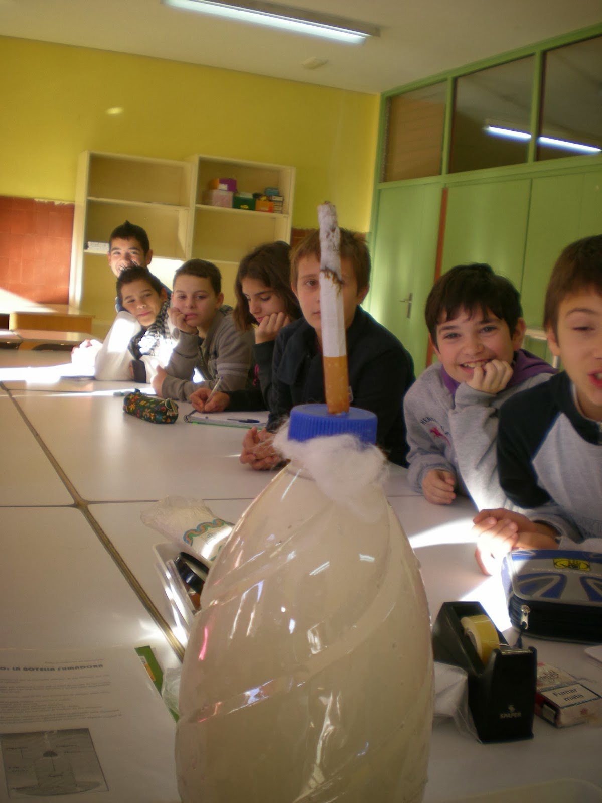 Unidad Didáctica: Programación y desarrollo: LA BOTELLA FUMADORA