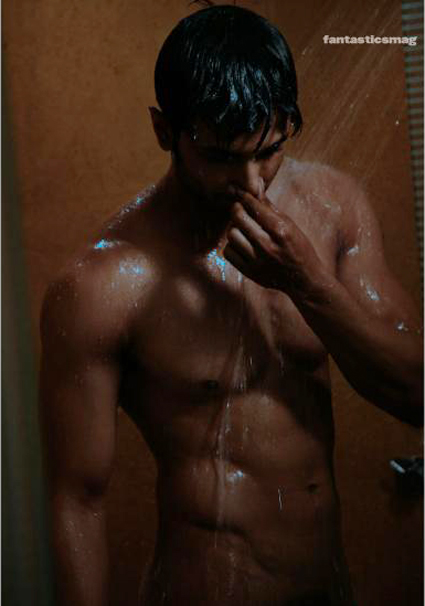 Shirtless Bollywood Men: Dushyant Yadav: Indian Model in speedos in the shower: