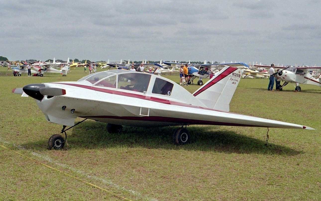 nhungdoicanh: Dyke JD-2 Delta