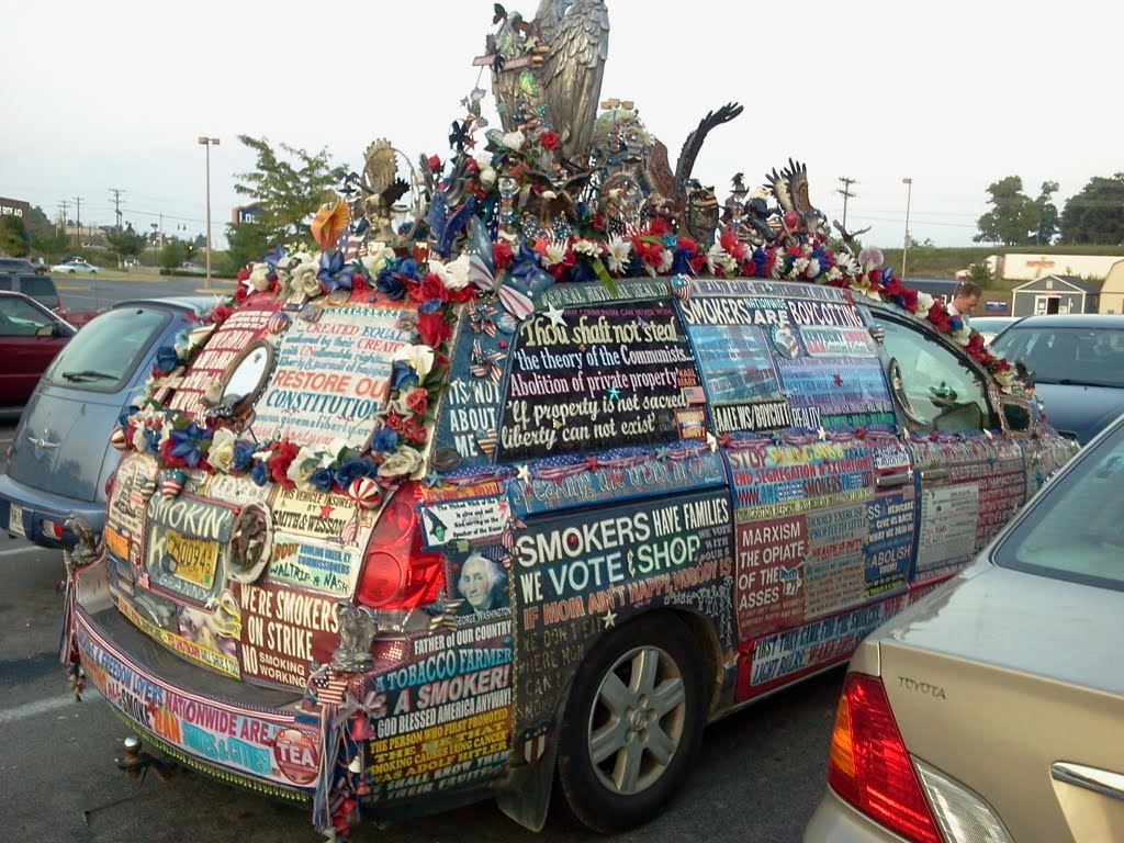 Life, Love & the Pursuit of Chocolate...: I blog, therefore I am?