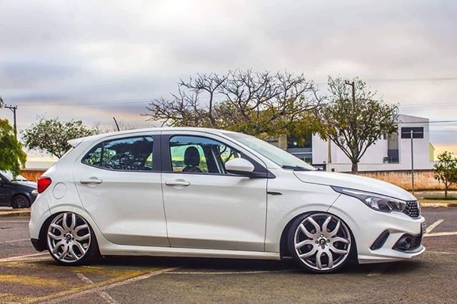 Fotos de Carros Tuning - Fiat Argo rebaixado