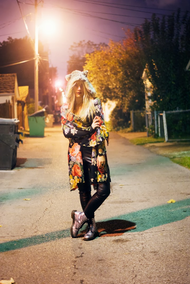 fox and gypsy: night crawler