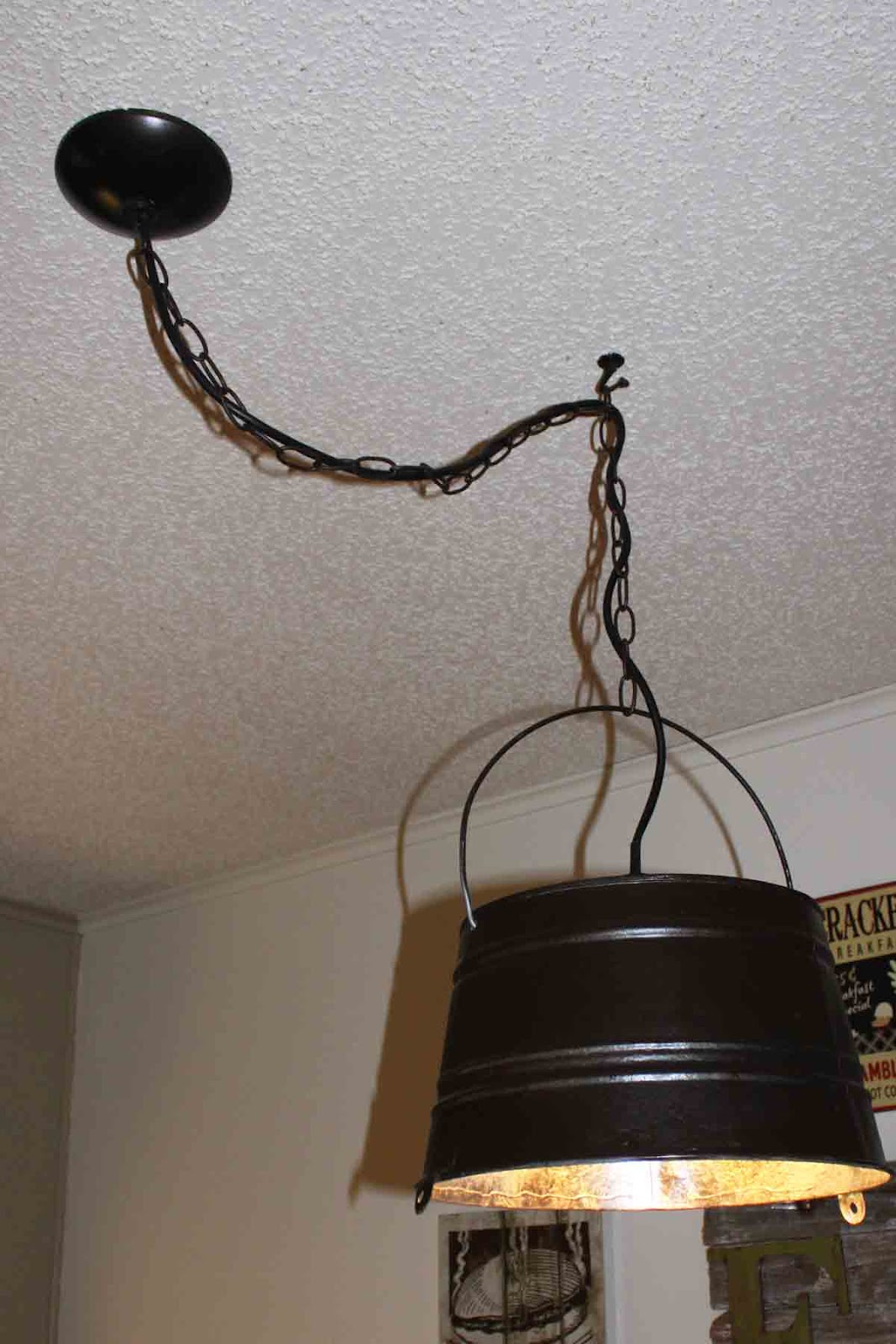 The B Farm : Galvanized tub light