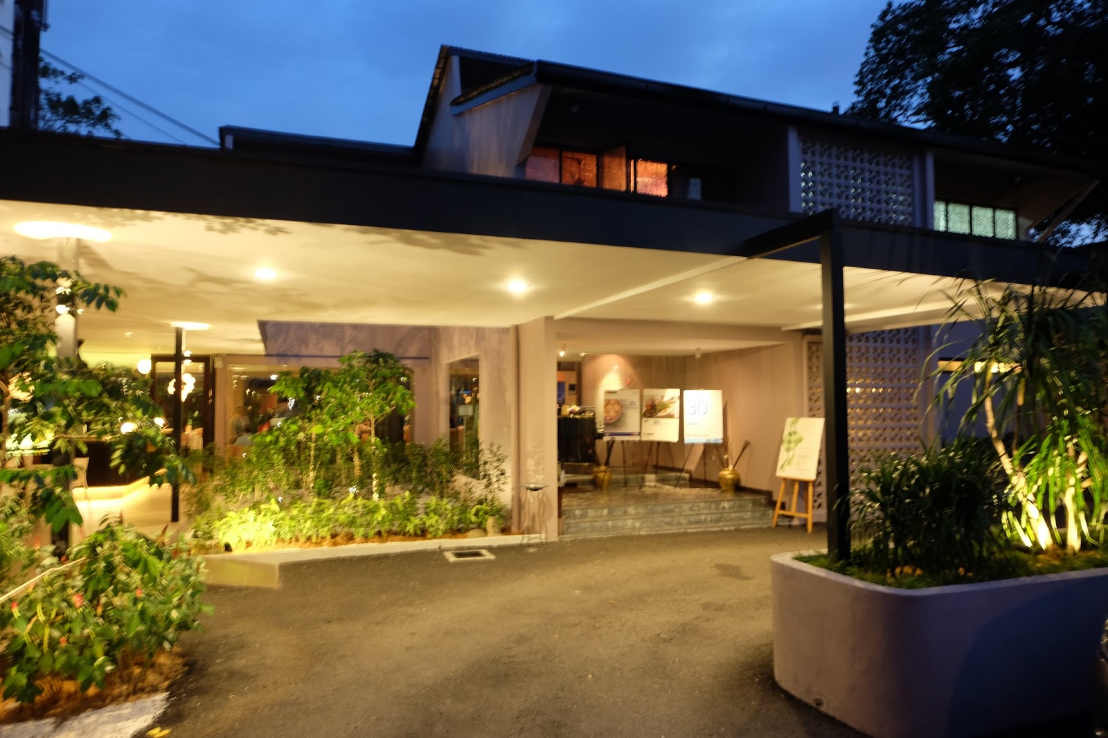 Kee Hua Chee Live!: RAMA V CELEBRATES ITS 21st ANNIVERSARY WITH NEW ...