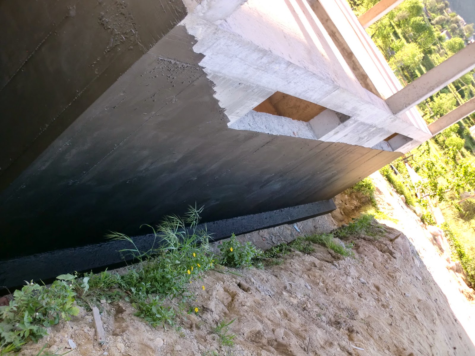 A CASA DOS FÉLIX: Impermeabilização das fundações e cave