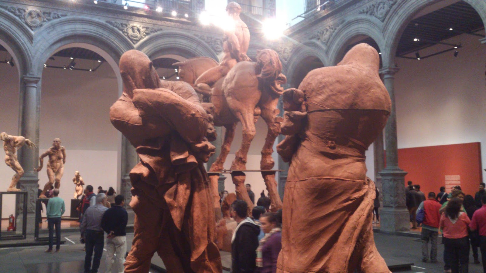 RETALES COLOQUIALES: Javier Marín: lo humano de su mano