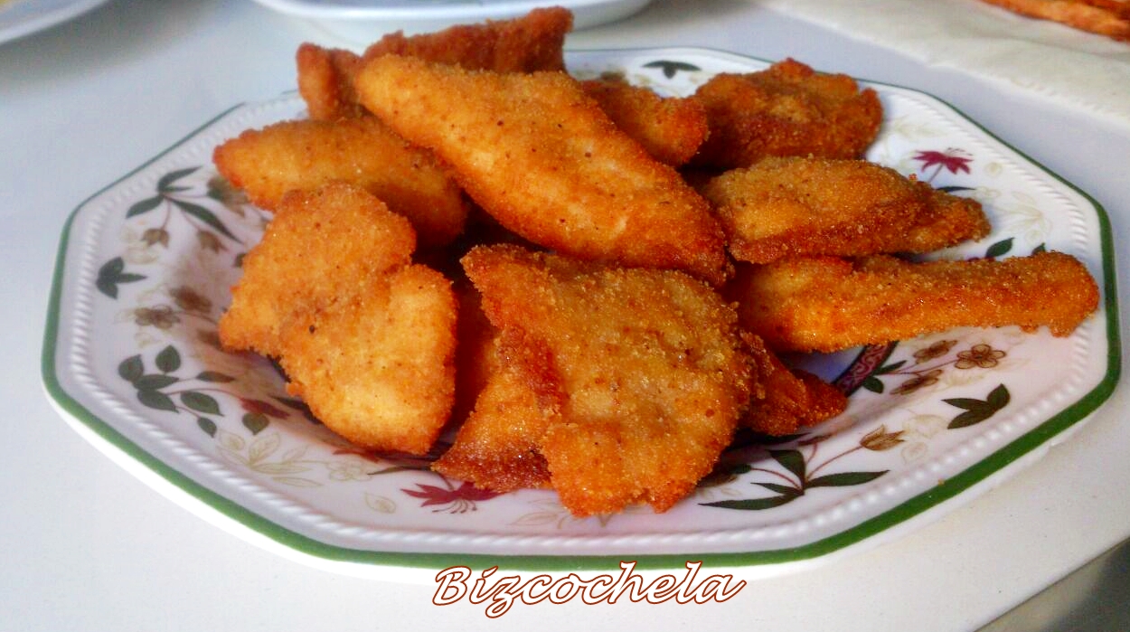 FILETES DE POLLO EMPANADOS
