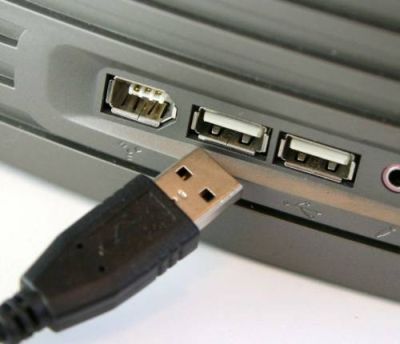 Mulheres na Informática: O que é entrada de USB
